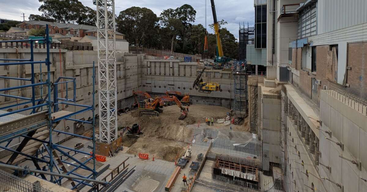 Major milestone achieved at Warringal Private Hospital Expansion - Kane Constructions