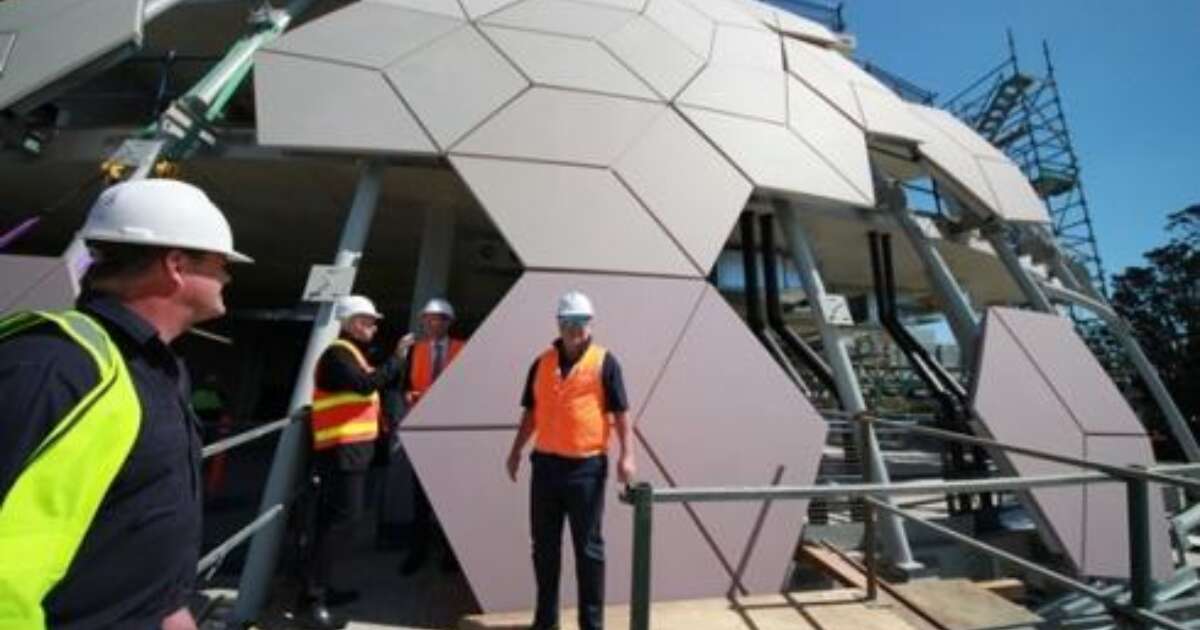 Geelong Library dome taking shape - Kane Constructions