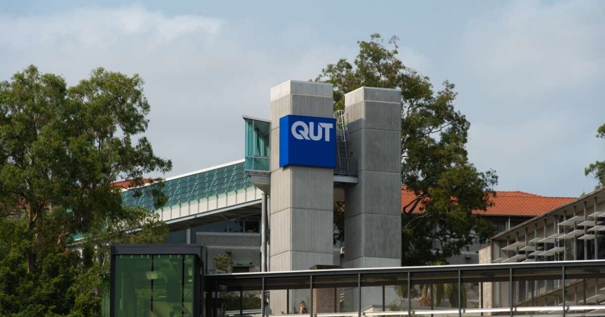 QUT P Block Lift Duplication, Kelvin Grove - Kane Constructions